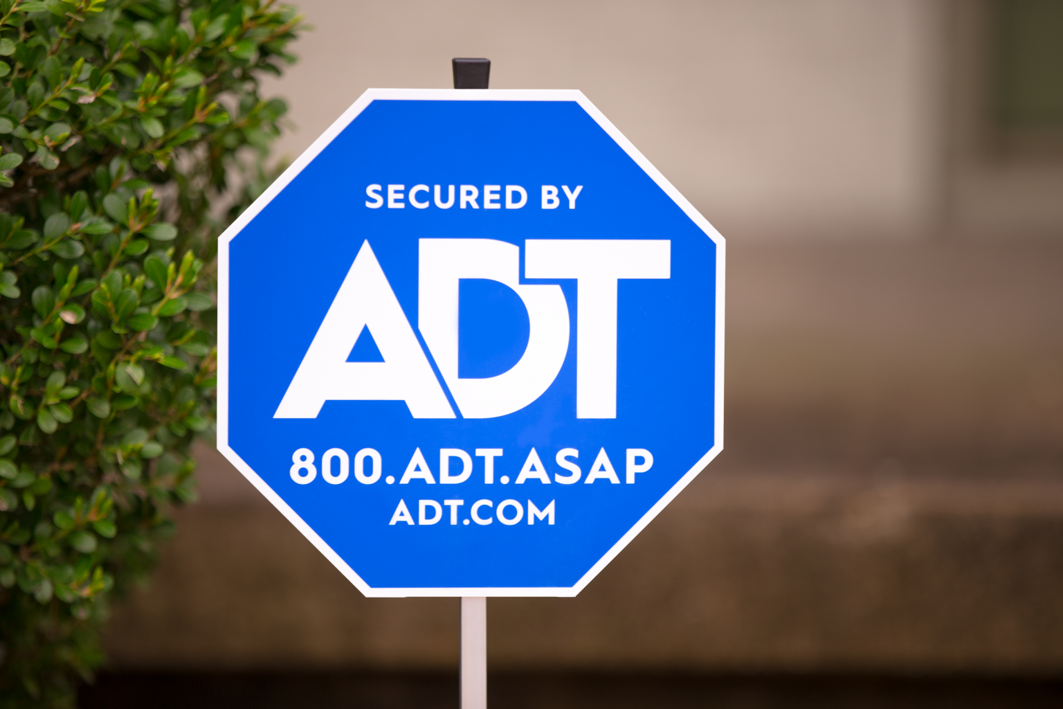 Upgrade Your Alarm System With ADT Signal Chat | SafeStreets